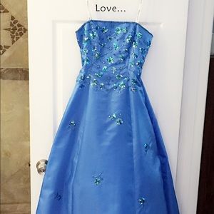 Morgan & Co. | Dresses | Formal Prom Strapless Blue Long Dress | Poshmark