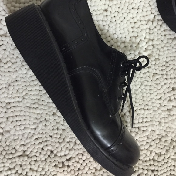 Dr. Martens | Shoes | Vintage Doc Marten 9s Low Tops | Poshmark
