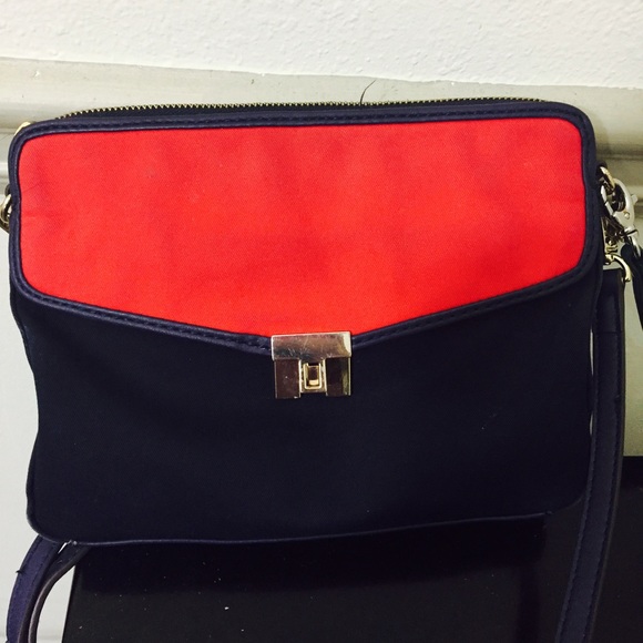 Tommy Hilfiger | Bags | Side Beg | Poshmark
