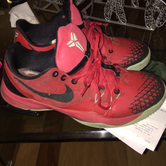 Nike | Shoes | Nike Sb Low Dunks Have Tiny Rip On Left | Poshmark