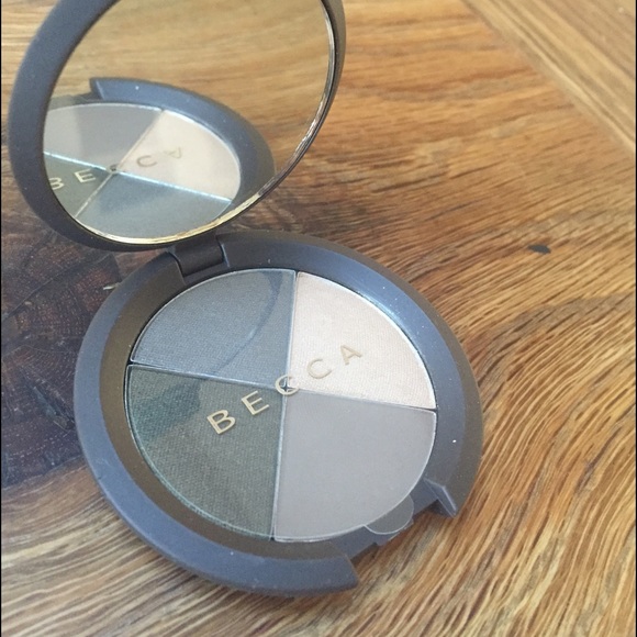 Makeup | Becca Ultimate Eye Color Quad Eclipsed | Poshmark