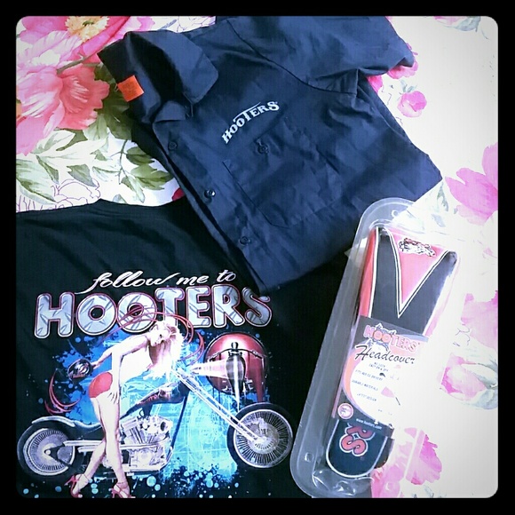 Hooters | Shirts | Hooters Gift Bundle | Poshmark