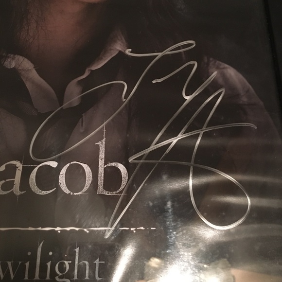 Other | Authentic Twilight Taylor Lautner Signed Poster | Poshmark