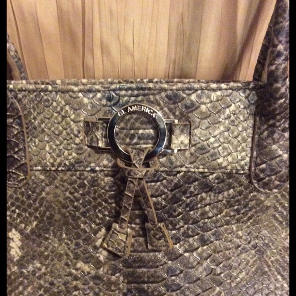 CL America | Bags | Vegan Leather Cl America Reptile Textured Purse ...