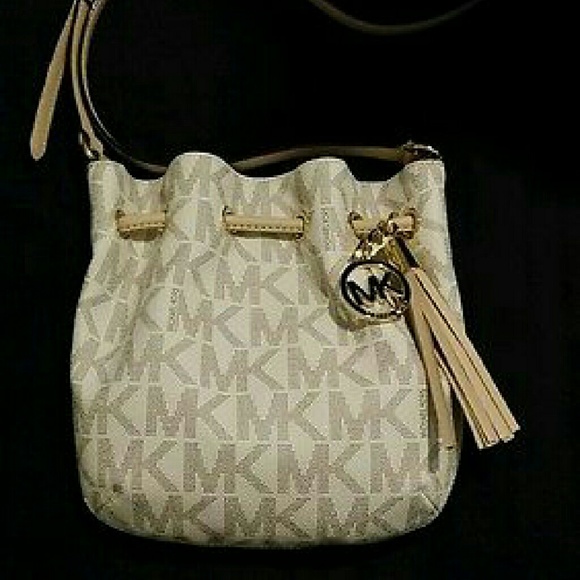Michael Kors | Bags | Michael Kors Side Purse | Poshmark