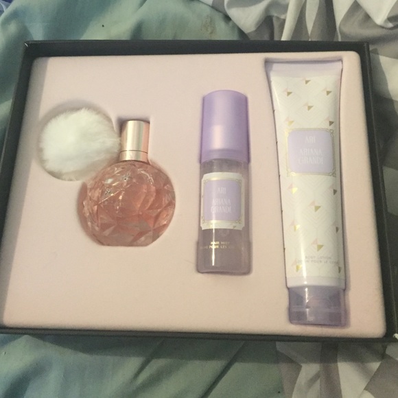 Other | Ari By Ariana Grande Gift Set | Poshmark