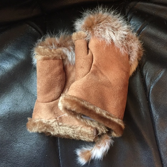 Accessories | Nwot Fingerless Rabbit Fur Mittens Really Cute | Poshmark