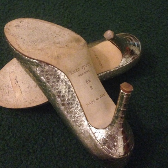 kate spade | Shoes | Metallic Gold Crackling Snake Skin Textured Pump ...