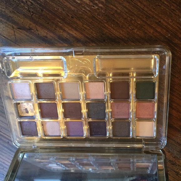 Estee Lauder | Makeup | Este Lauder Deluxe Eyeshadow Compact | Poshmark