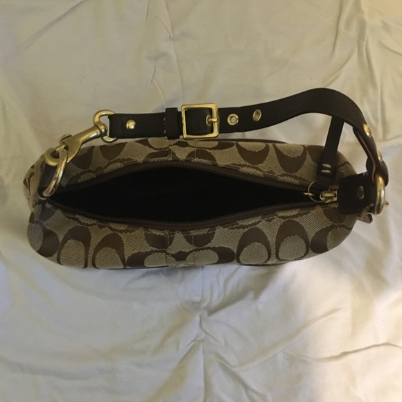Coach | Bags | Brand New Authentic Coach Signature Small Purse | Poshmark
