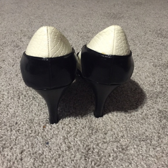 Dress Barn | Shoes | Dress Barn Black And White Peep Toe Heels | Poshmark