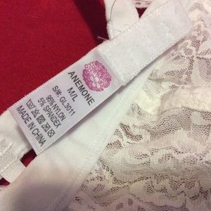 Anemone | Intimates & Sleepwear | Anemone Brand Plunge Bra In Classic ...