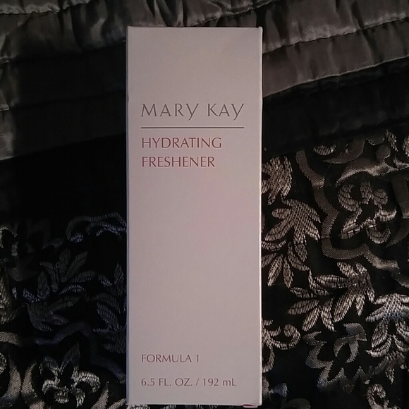 Mary Kay | Other | Mary Kay Hydrating Freshener | Poshmark