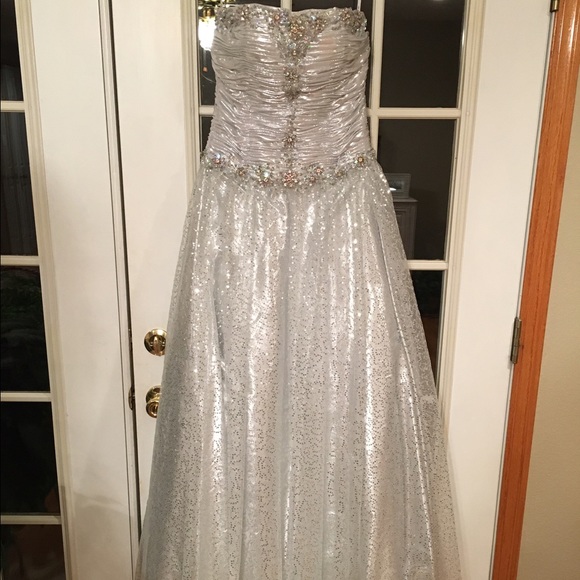 Party Time | Dresses | Silver Prom Dress Statement Dress | Poshmark