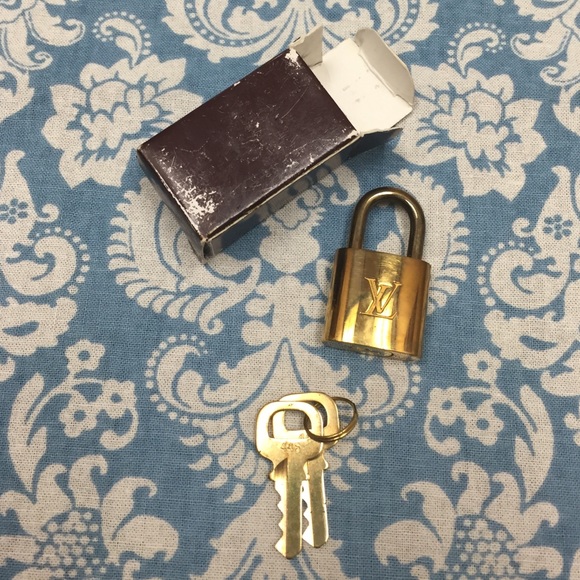 Louis Vuitton | Accessories | Authentic Louis Vuitton Locket Lock And ...
