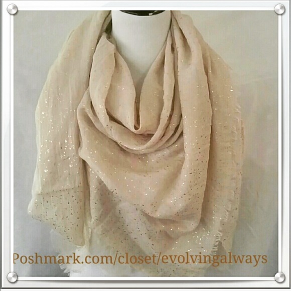 SAACHI | Accessories | New Saachi Water Drop Ivory Metallic Scarfwrap ...