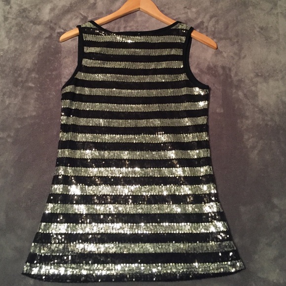 Forever fashion | Tops | Black And Silver Sequin Tank Top | Poshmark