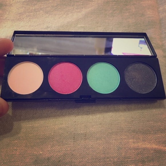 MAC Cosmetics | Makeup | Mac Hello Kitty Collection Quad In Too Dolly ...