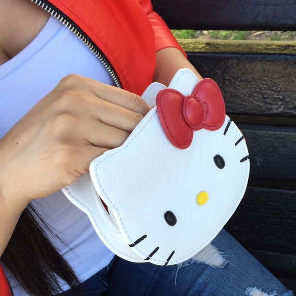 Hello Kitty | Bags | Hello Kitty Case | Poshmark