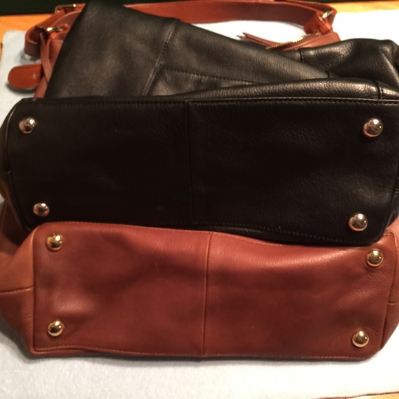 Isaac Mizrahi | Bags | Isaac Mizrahi Leather Hobo Bag | Poshmark