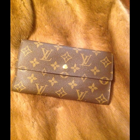 Louis Vuitton | Bags | Louis Vuitton Checkbook Wallet | Poshmark