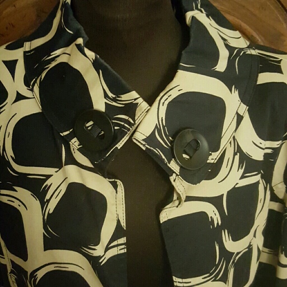 Grace | Jackets & Coats | Black And Tan Cropped Jacket | Poshmark