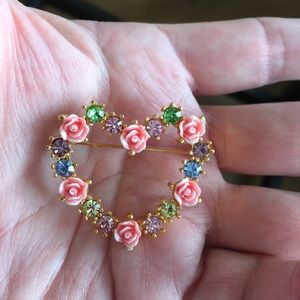 Vintage | Jewelry | Vintage Avon Pin | Poshmark