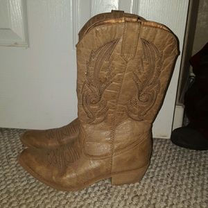 Coconuts by Matisse | Shoes | Coconuts Boots | Poshmark