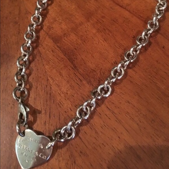 100% Authentic Return To Tiffany Heart Necklace. - Gem