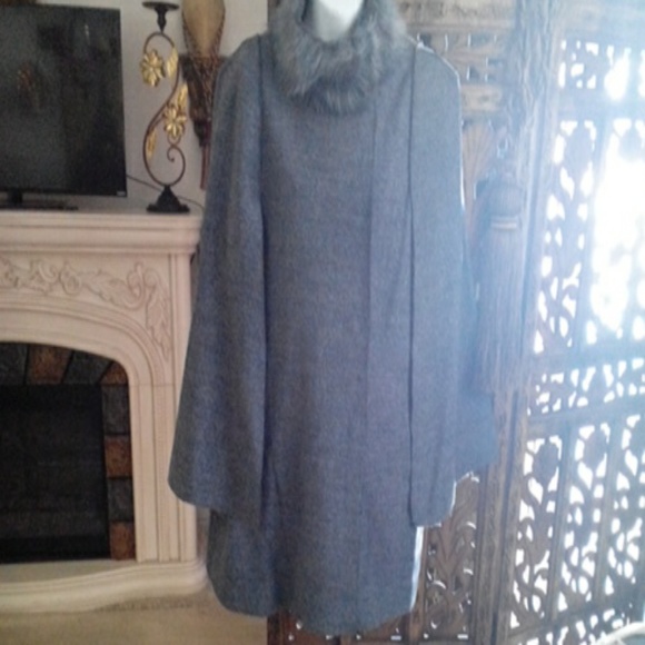 IMAN | Jackets & Coats | Imans Cape Coat With Faux Fur New | Poshmark