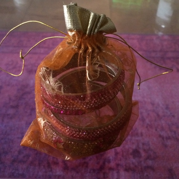 Chamak by Priya Kakkar | Jewelry | Chamak By Priya Kakkar Bangles Set ...