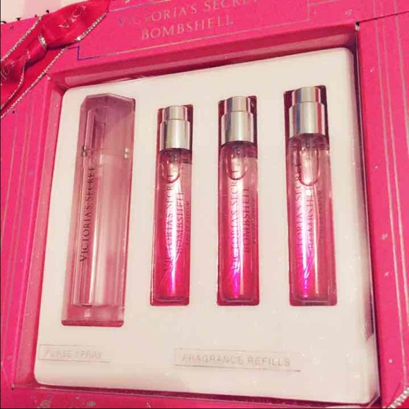 Victoria's Secret | Other | New Victorias Secret Bombshell Gift Set ...