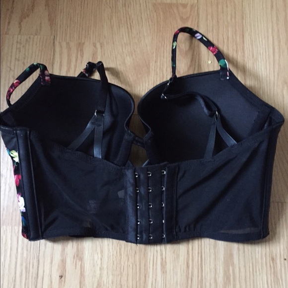 Victoria's Secret | Intimates & Sleepwear | Vs Bra With Tags | Poshmark