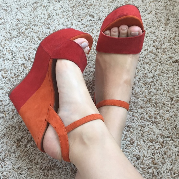 Steve Madden | Shoes | Steve Madden Colorblock Red And Orange Wedges ...
