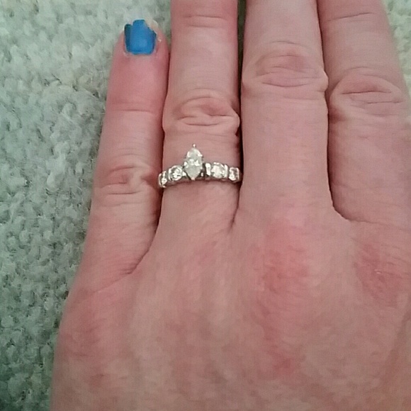Gordon's | Jewelry | Diamond Engagement Ring | Poshmark
