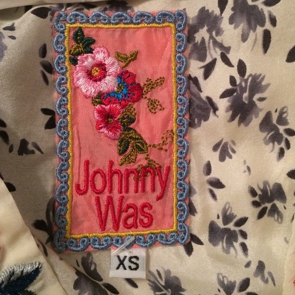 Johnny Was | Tops | Johnny Was Floral Print V Neck Top | Poshmark