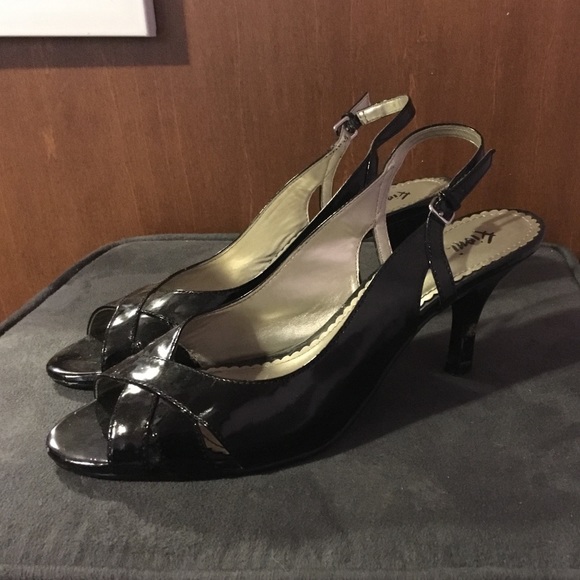 FIONI Clothing | Shoes | Black Peep Toe Heels | Poshmark
