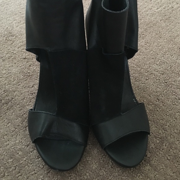 MIA | Shoes | Mia Limited Edition Rogue Heels Leather Suede | Poshmark