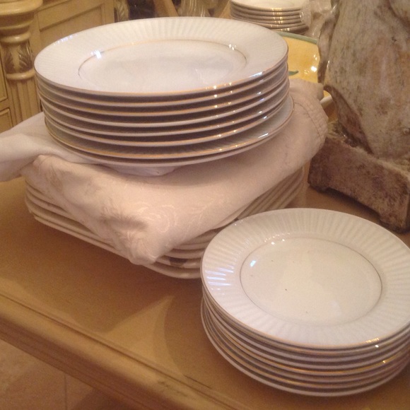 Other | Diner Plates Set | Poshmark