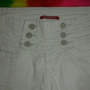 UNIONBAY | Pants & Jumpsuits | Union Bay White Stretchy Capris | Poshmark