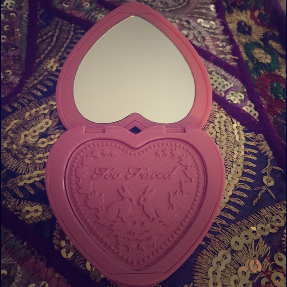 Too Faced | Makeup | Too Faced Love Flush Blush | Poshmark