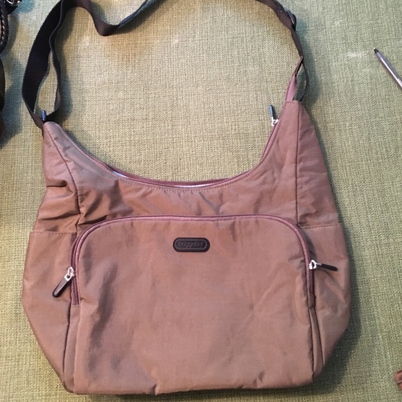 Baggallini | Bags | Large Brown Baggallini Shoulder Cross Body Bag ...