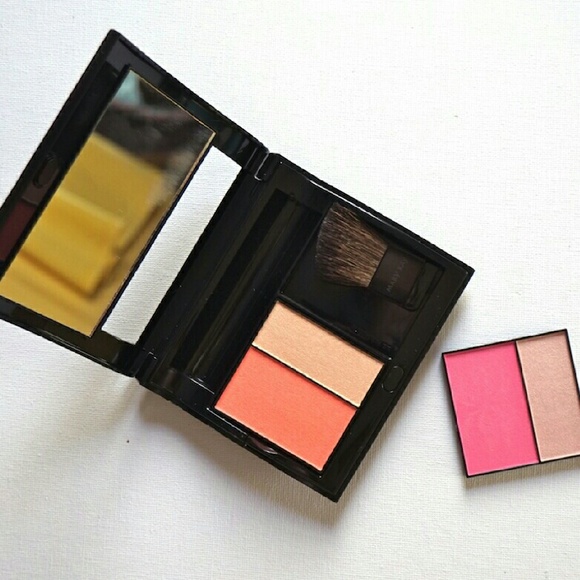 Mary Kay | Makeup | Nib Refillable Compact Comes Unfilled | Poshmark