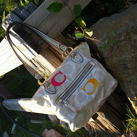 Authentic Coach?Poppy Embroidered Signature C Smal - Gem