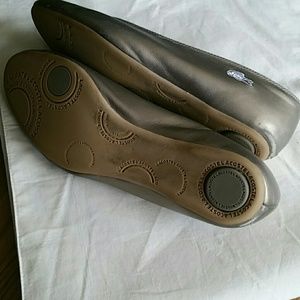 Lacoste | Shoes | Lacoste Flats | Poshmark