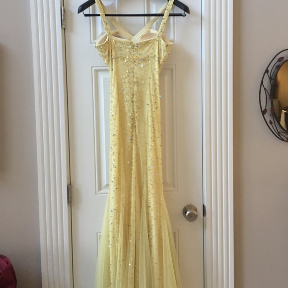 Pale Yellow Sequin/Rhinestone Gown - Gem