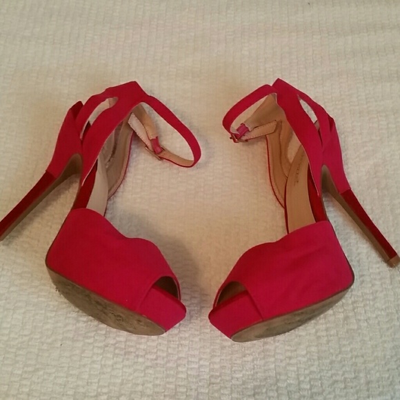 Shoe Dazzle | Shoes | Twotoned Open Toe Heels | Poshmark