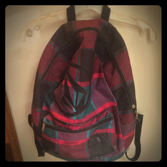 Volcom | Bags | Volcom Backpack | Poshmark