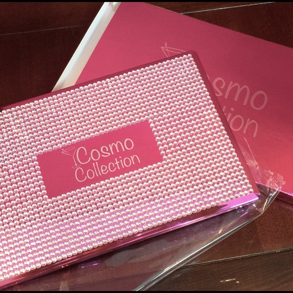Makeup | Cosmo Collection Eyeshadow Palette | Poshmark