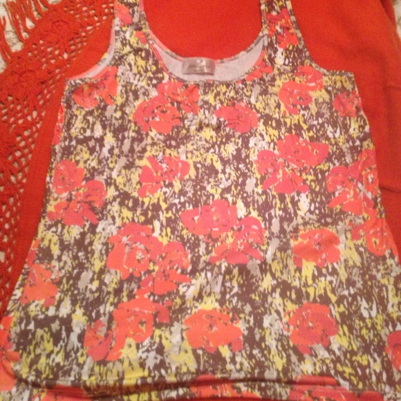 Tops | Nwt Jillian Nicole Floral Tank Large | Poshmark